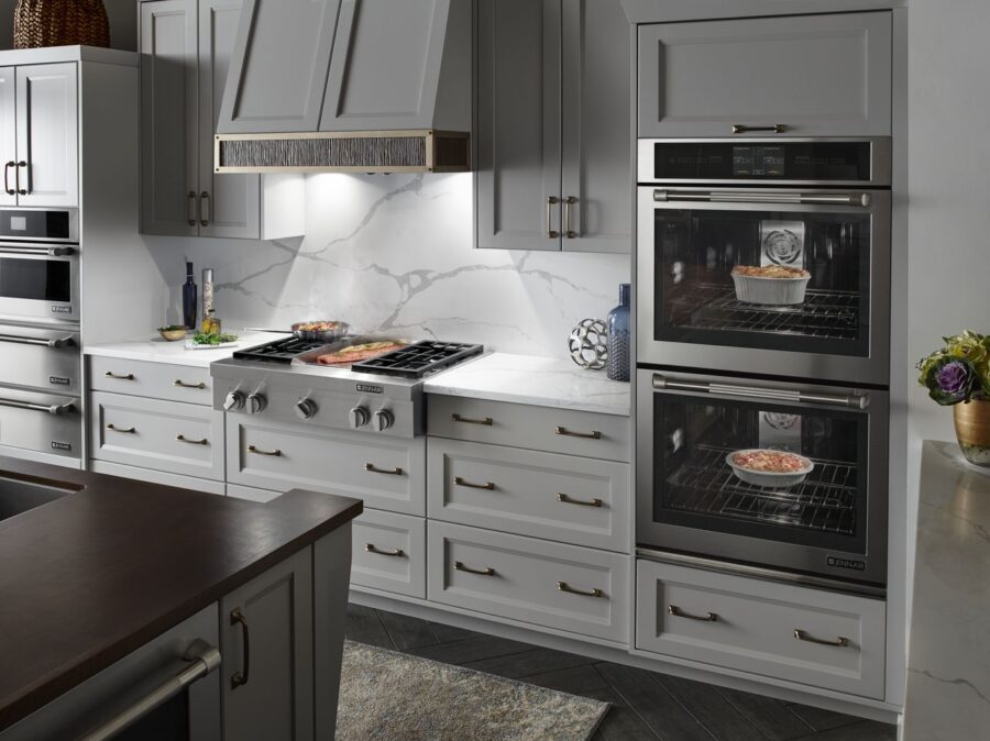 Your Guide to the Different Types of Ovens - Universal Appliance and ...