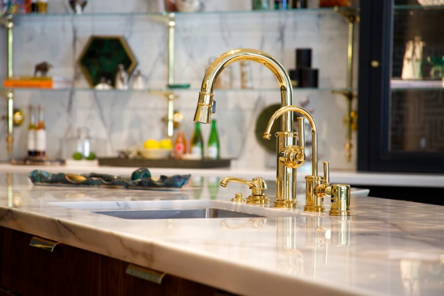 How to Choose the Right Faucet Finish for Your Kitchen or Bathroom | Blog